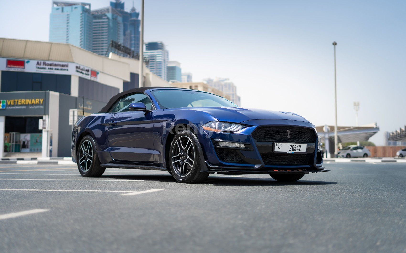 Alquilar Azul Oscuro Ford Mustang V6 cabrio, 2020 ID-04855, en Dubai ...