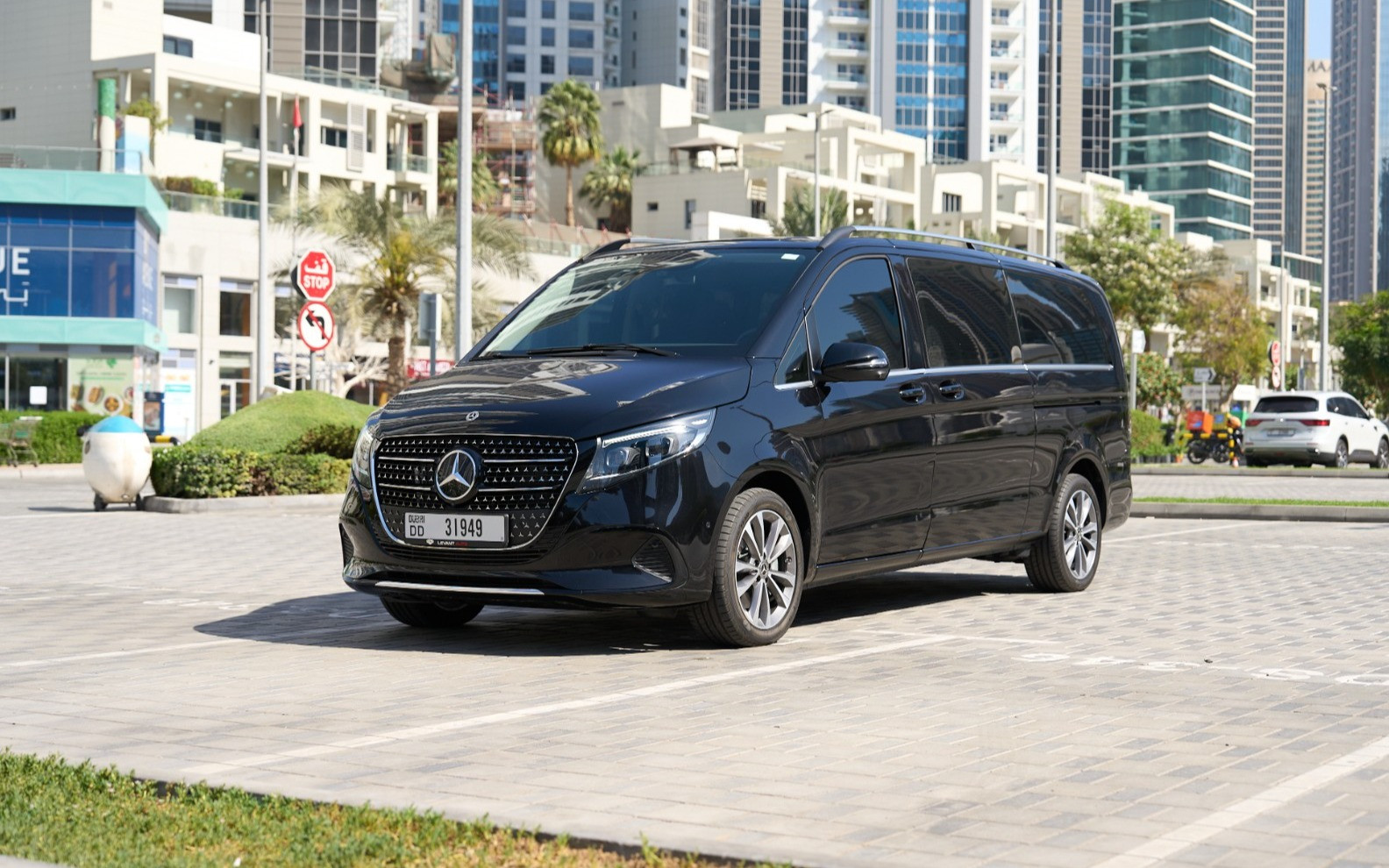 Rent a Mercedes V300 Avantgarde Extra Long (Black), 2025 ID-06093, in ...