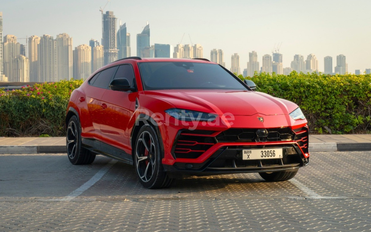 Alquila un Lamborghini Urus (rojo), 2020 ID-04731, en Dubái - Renty.ae