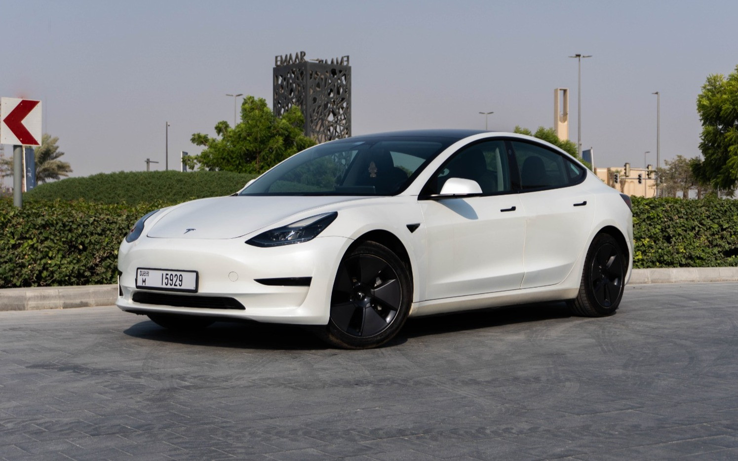 Rent a Tesla Model 3 (White), 2023 ID-06242, in Abu Dhabi - Renty.ae