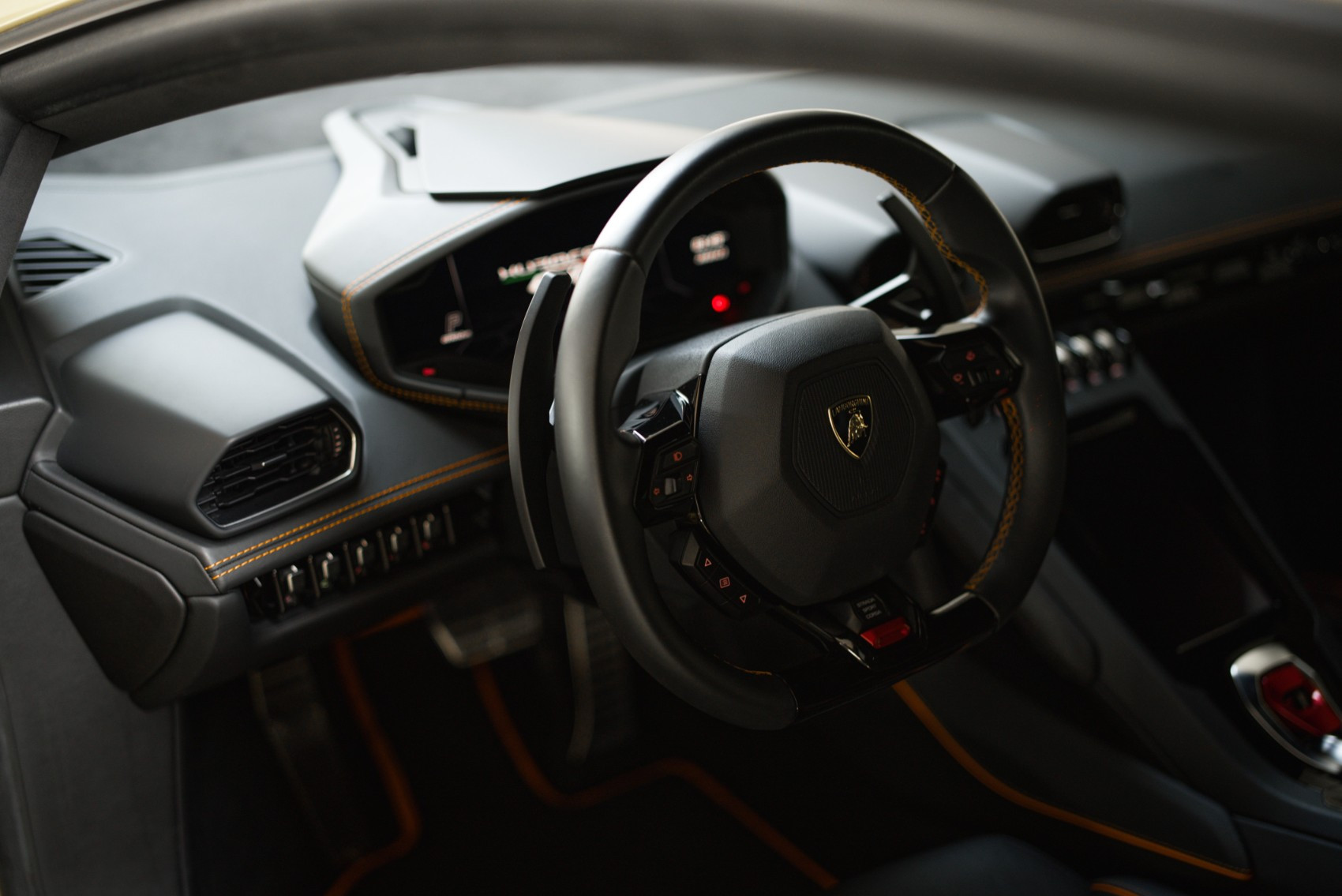 Rent a Lamborghini Evo coupe (Yellow), 2020 ID-06351, in Dubai - Renty.ae